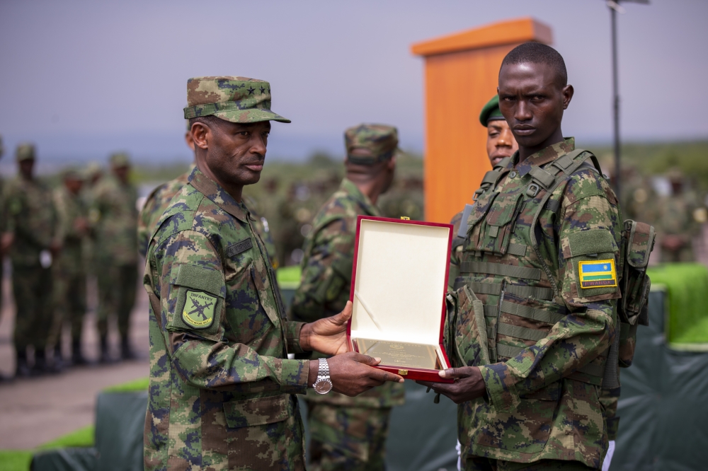 New RDF soldiers showcase skills - KIGALI DAILY NEWS
