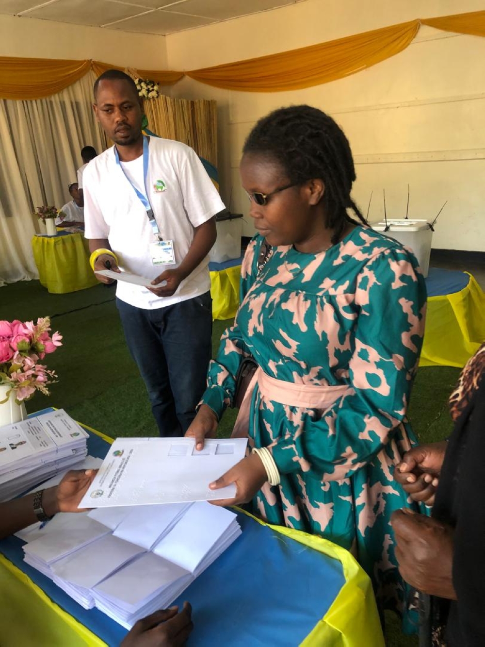 PHOTOS: Rwandans Begin Voting in Presidential, Parliamentary Elections ...