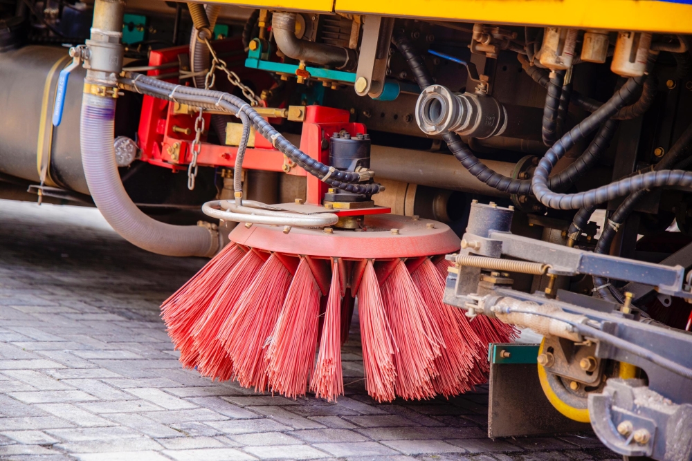Kigali Deploys High-Tech Road Sweeper to Enhance Urban Cleanliness ...